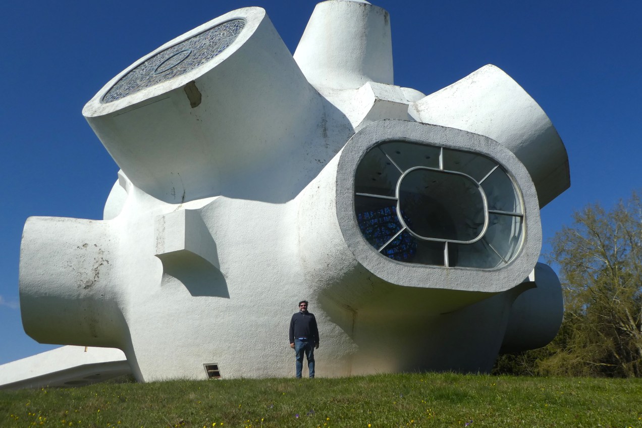 Makedonium: el Coronavirus de hormigón – Fronteras